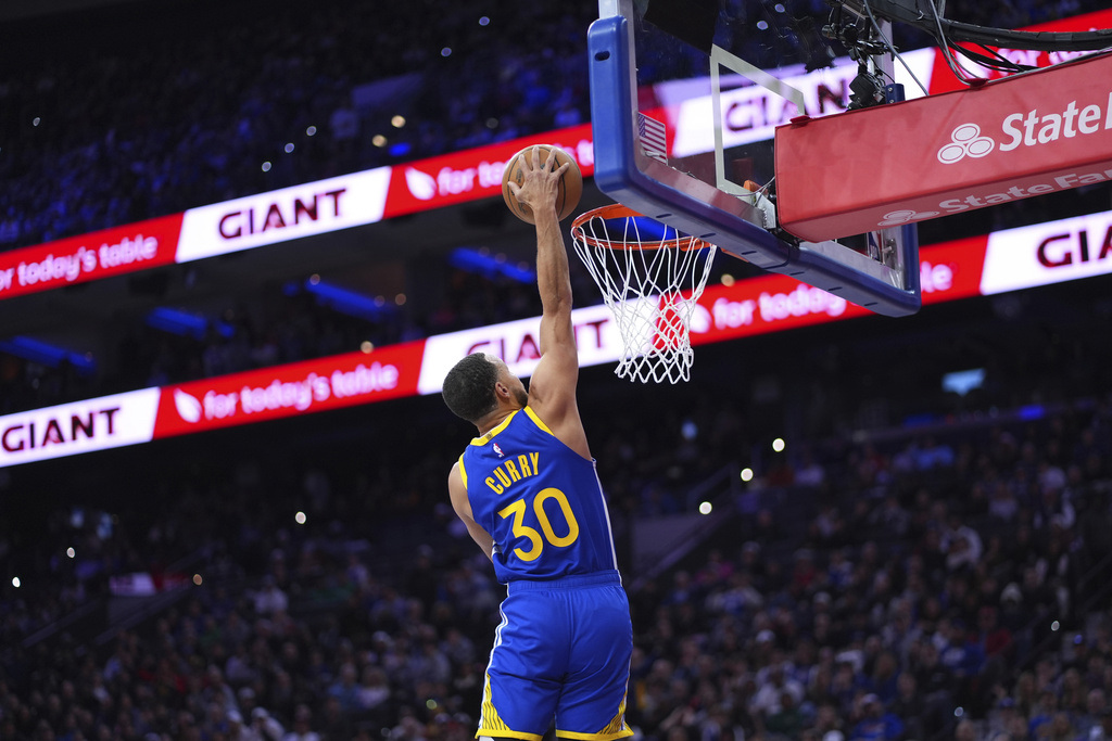 Stephen Curry says he's retiring from the slam dunk after throwing down ... Stephen Curry says he's retiring from the slam dunk after throwing down ...