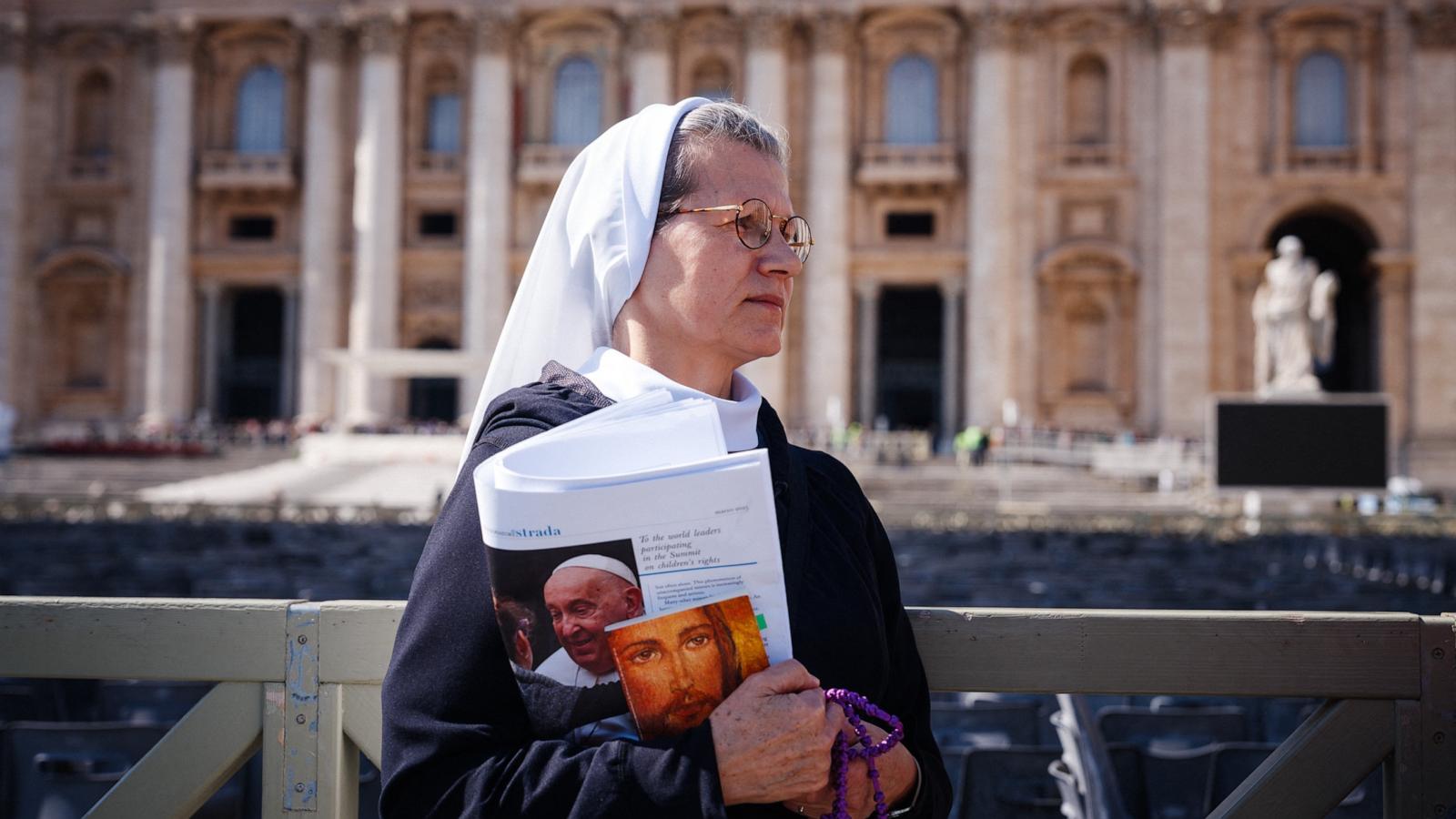 Pope Francis' condition remains 'stable,' Vatican says