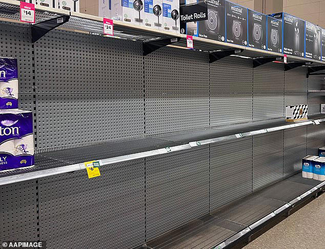 Millions raid markets for supplies as cyclone thunders towards coast