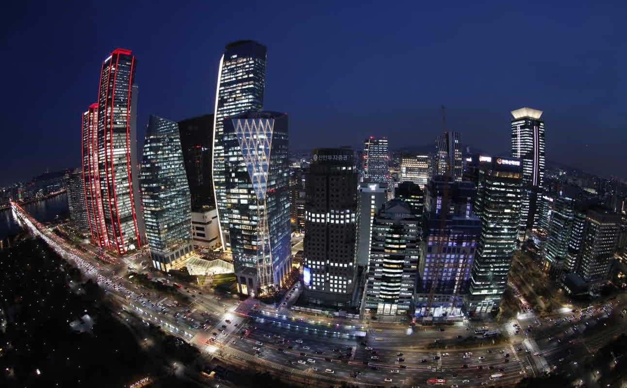 KRX vs NXT, 어디서 거래할까…증권사 맞춤 서비스 경쟁