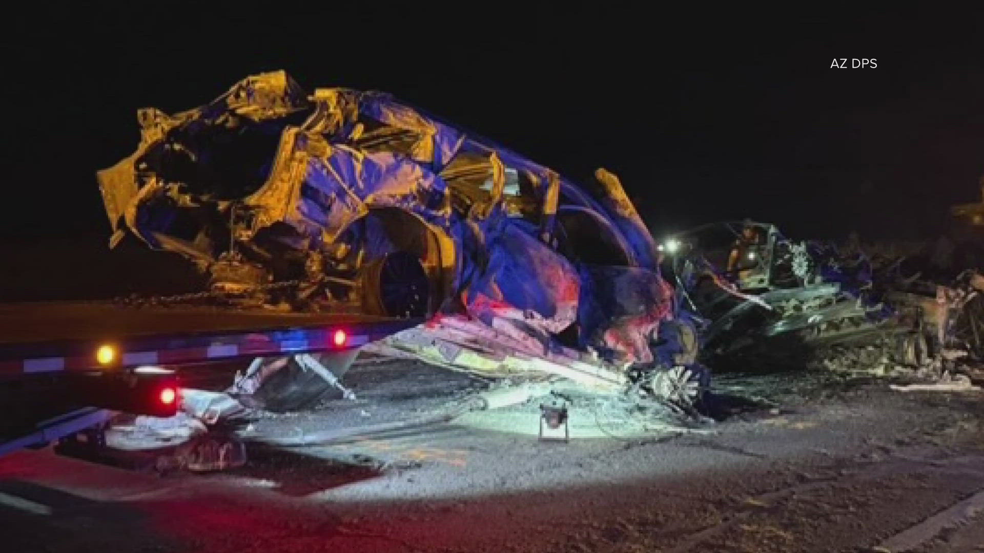 4 dead, 12 cars involved in fiery wreck on Arizona freeway