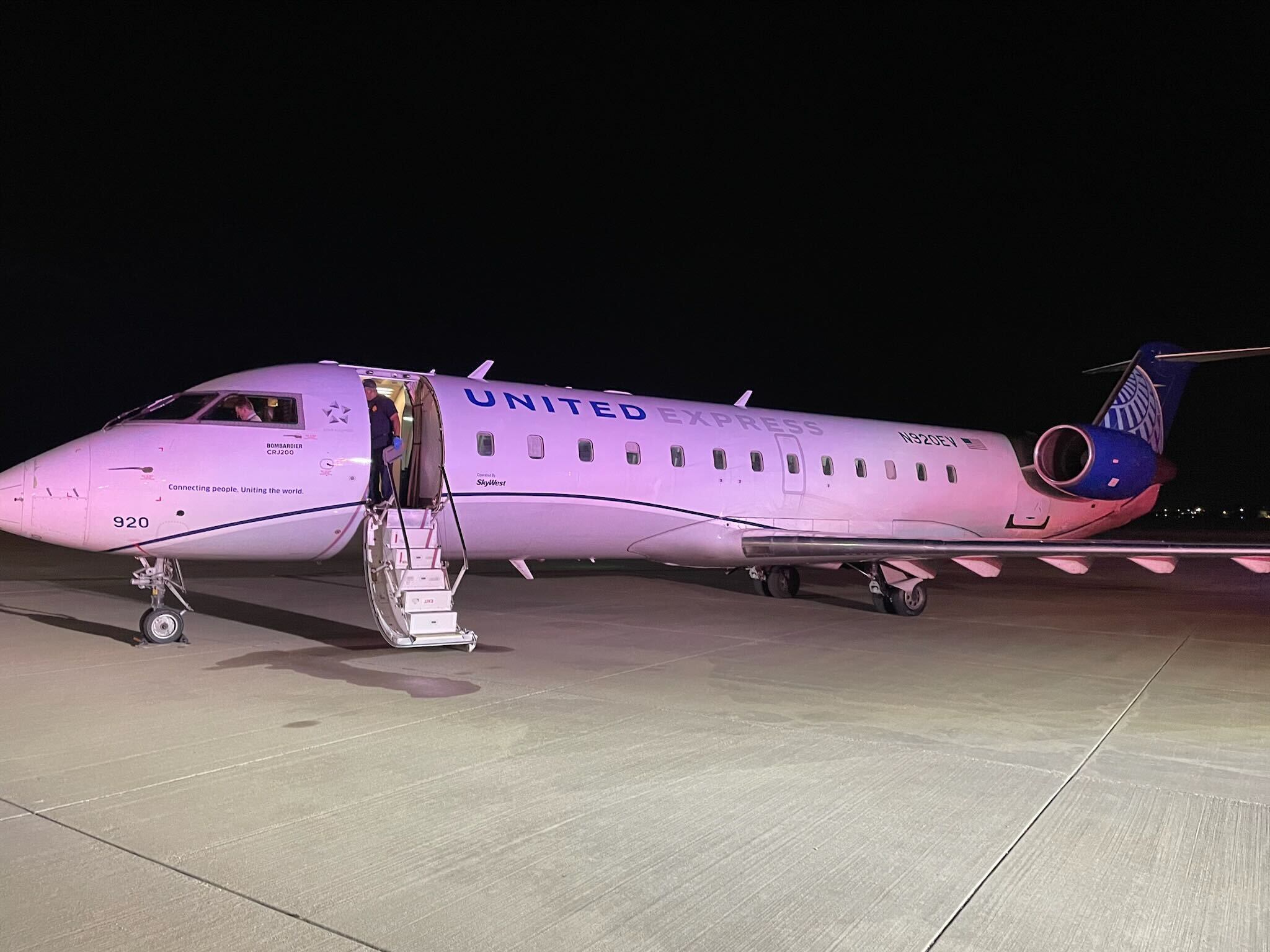 Several injured after Springfield flight hits major turbulence en route ...