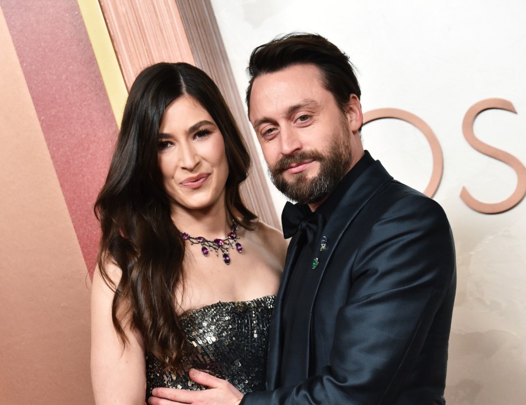 Kieran Culkin Used His Oscars Speech To Remind His Wife That She ...
