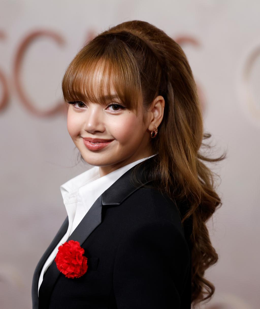 第97届奥斯卡金像奖红毯：Lisa、杨紫琼、小罗伯特唐尼夫妇等明星亮相