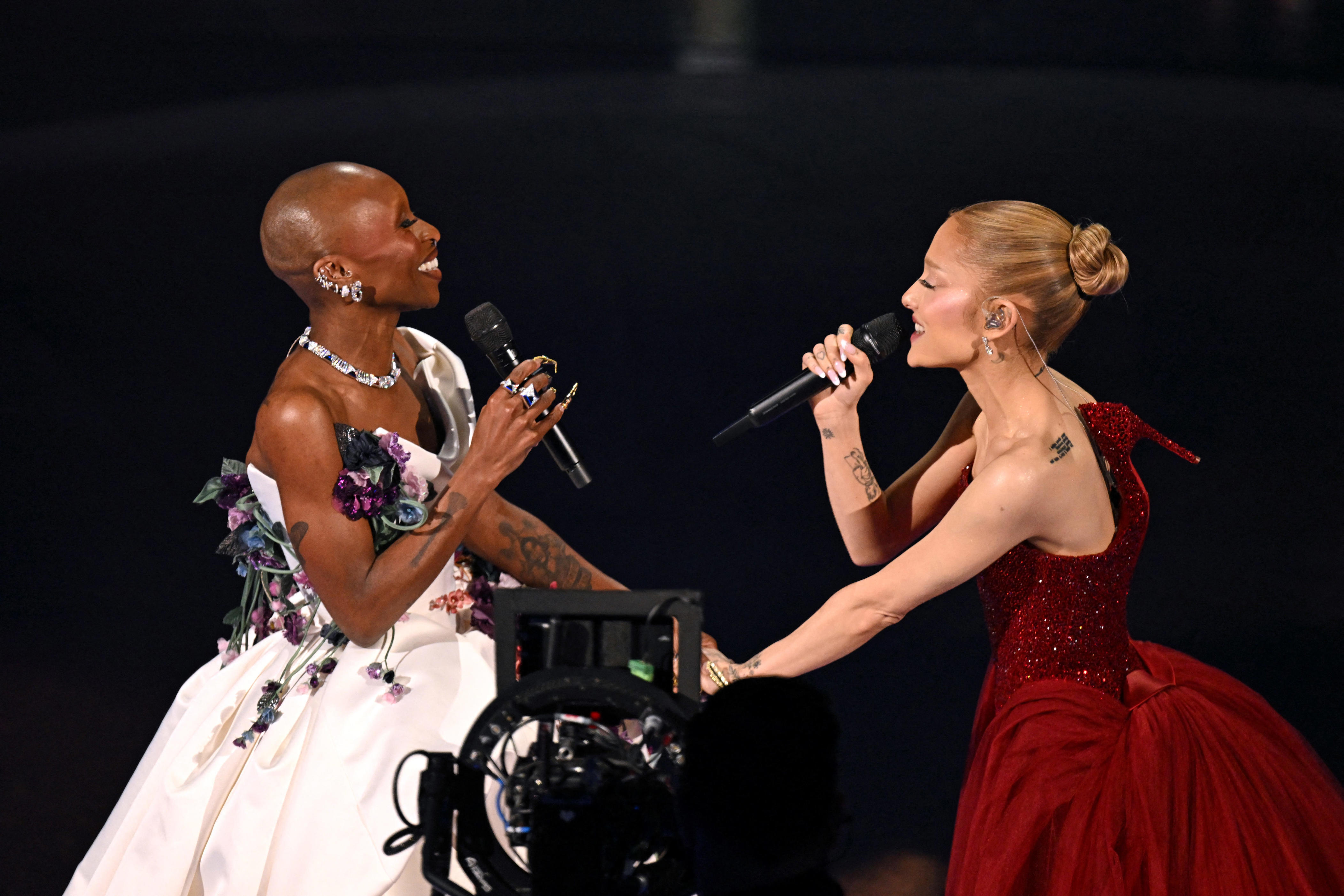 Ariana Grande, 'Wicked' co-star Cynthia Erivo deliver emotional Oscars ...