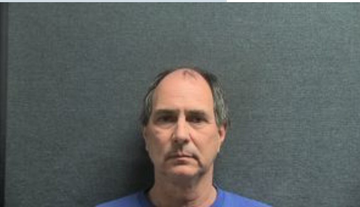 Driver accused of hitting Boone County deputy turns himself in