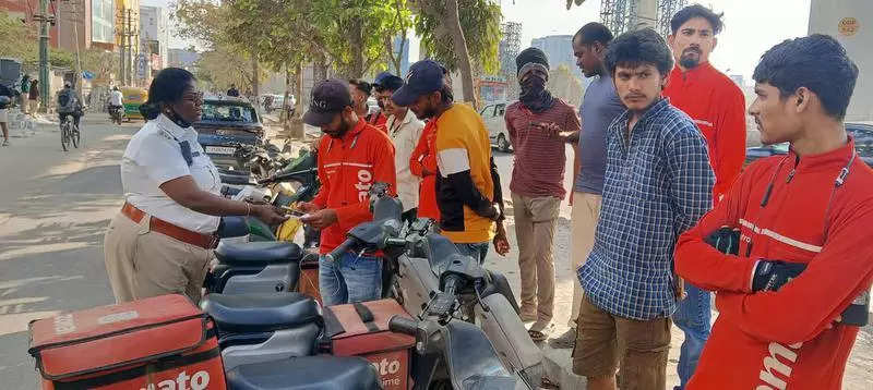 1.9k e-commerce riders fined Rs 9.6L