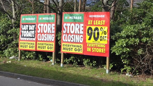 I went to Homebase's final day closing down sale and I was not ready ...