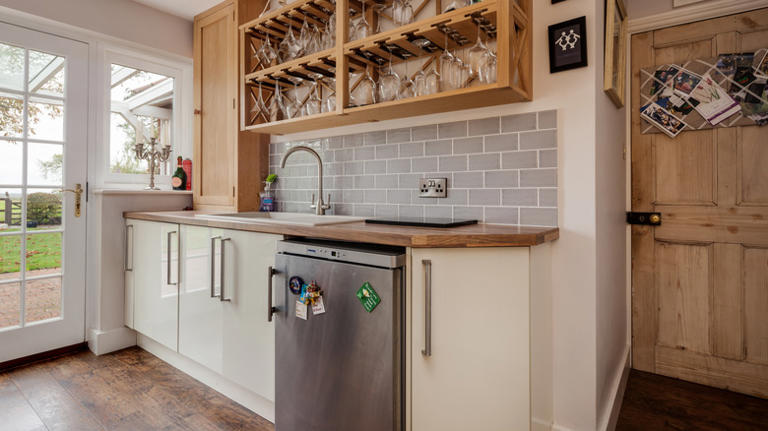 Kitchen Vs Kitchenette: What's The Difference?