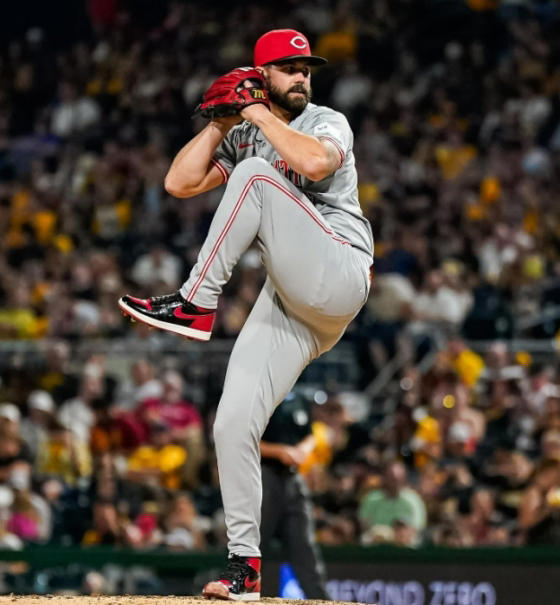 '펑펑 울며' 한국 떠난 외인 극적 ML행, 또 다른 KBO 에이스 만났다! 애리조나와 마이너리그 계약