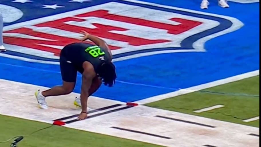 A Screaming and Grunting Offensive Lineman Ran the Loudest 40 at the ...