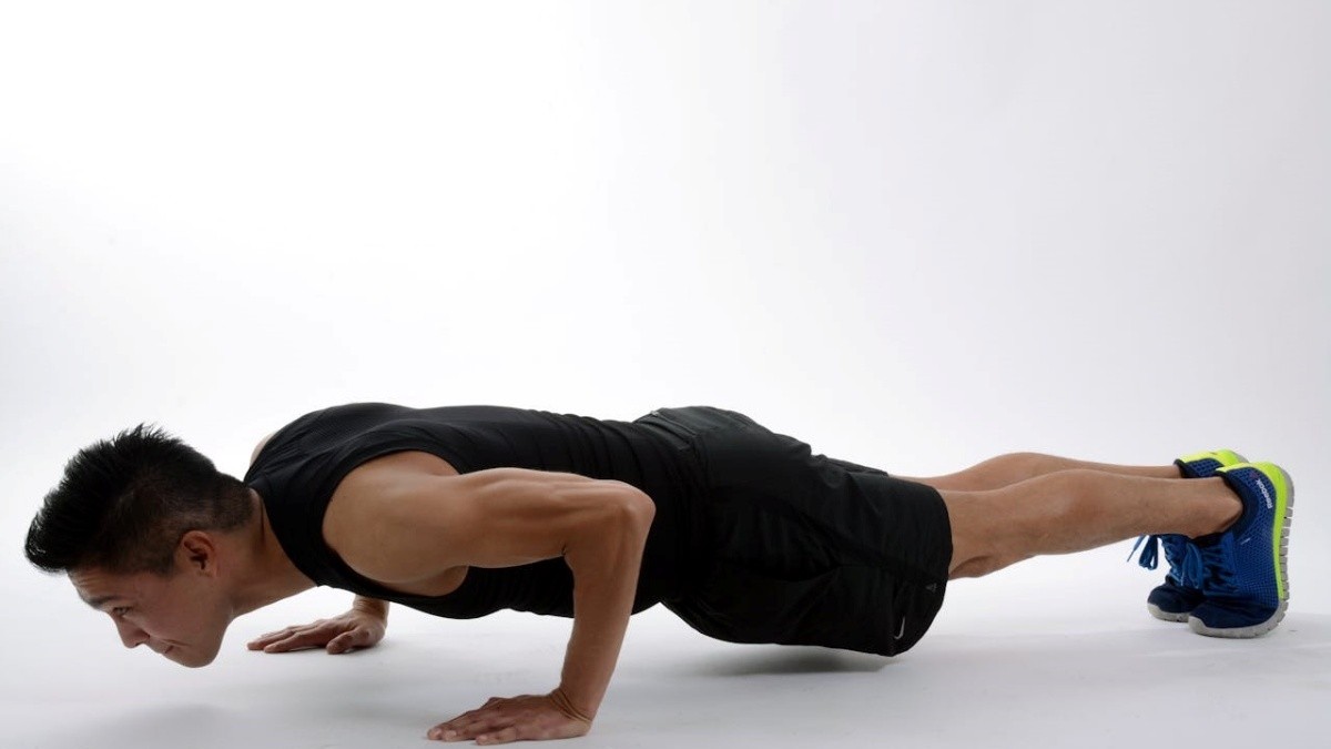 Effective exercises to quickly sculpt a male six-pack