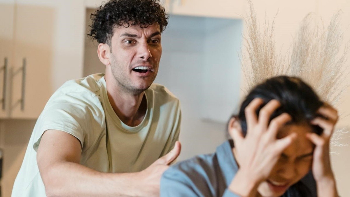 Spot the signs of a toxic relationship and how to identify them