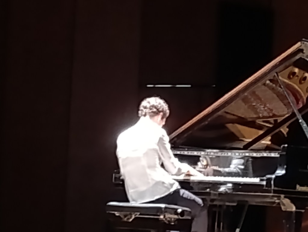 Gabriele Strata entusiasma il pubblico messinese con il suo Chopin