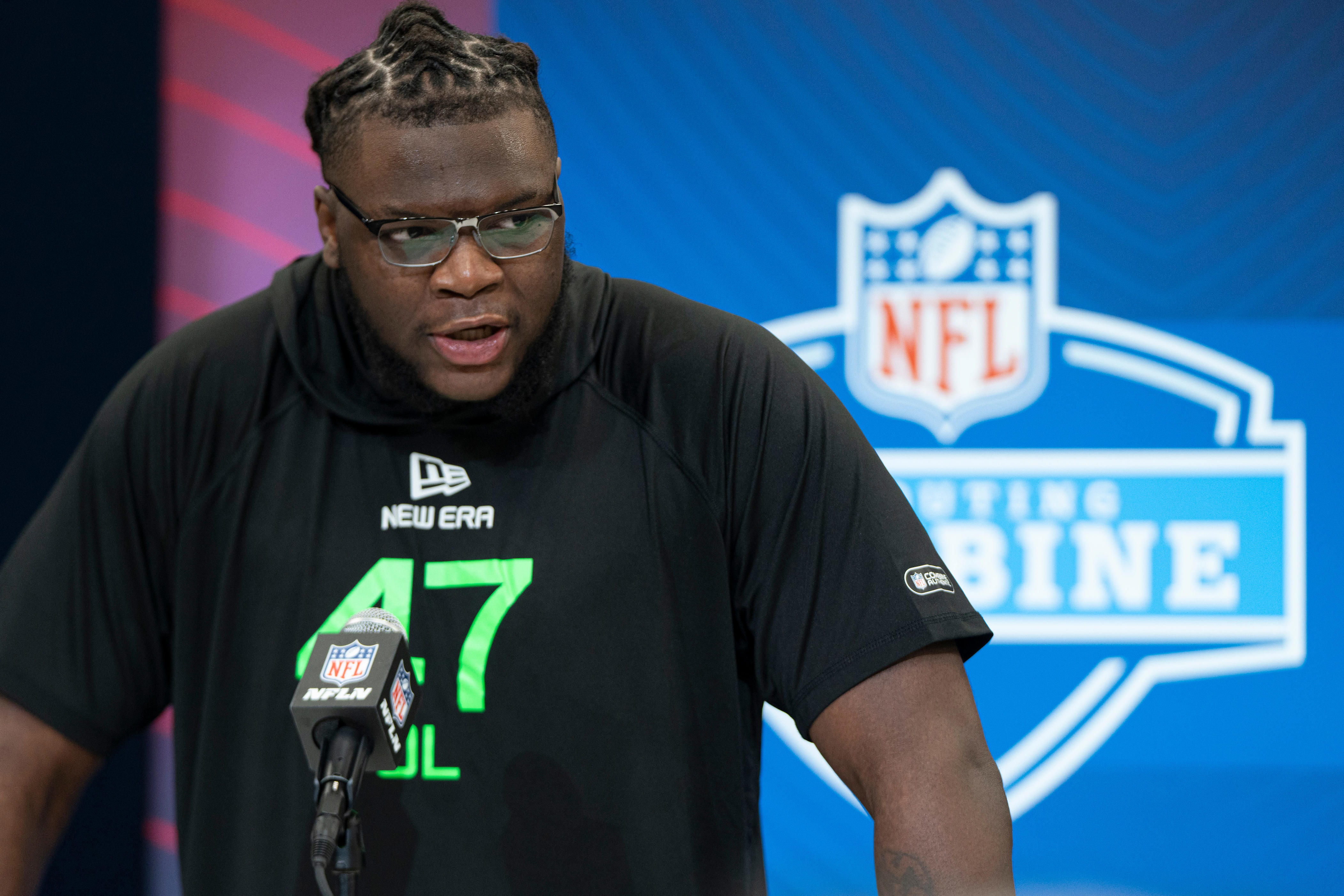 Cam Williams combine results: Texas football OT scouting report, NFL ...