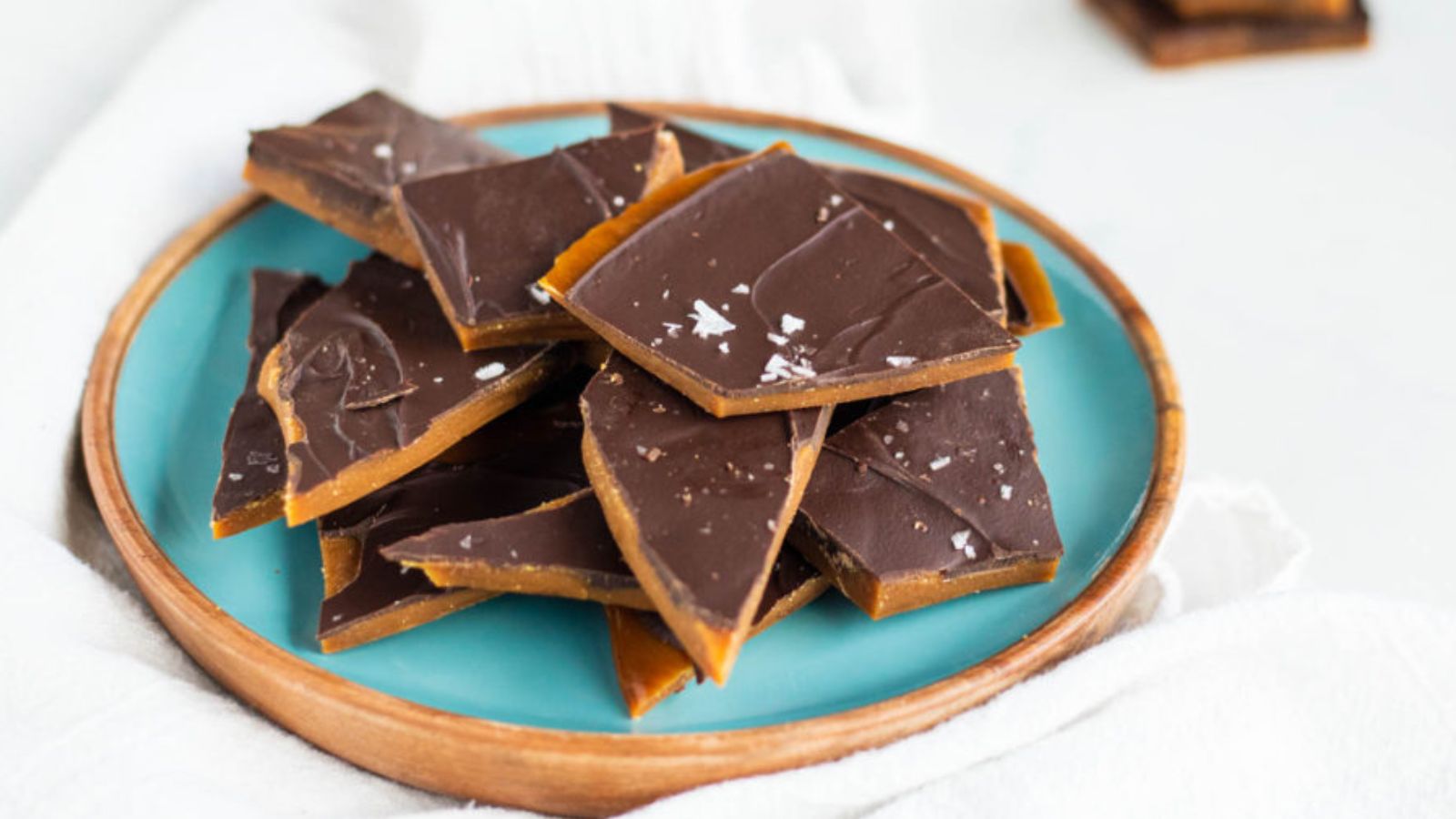 10 Decadent Desserts You Can Make with 5 Ingredients or Less