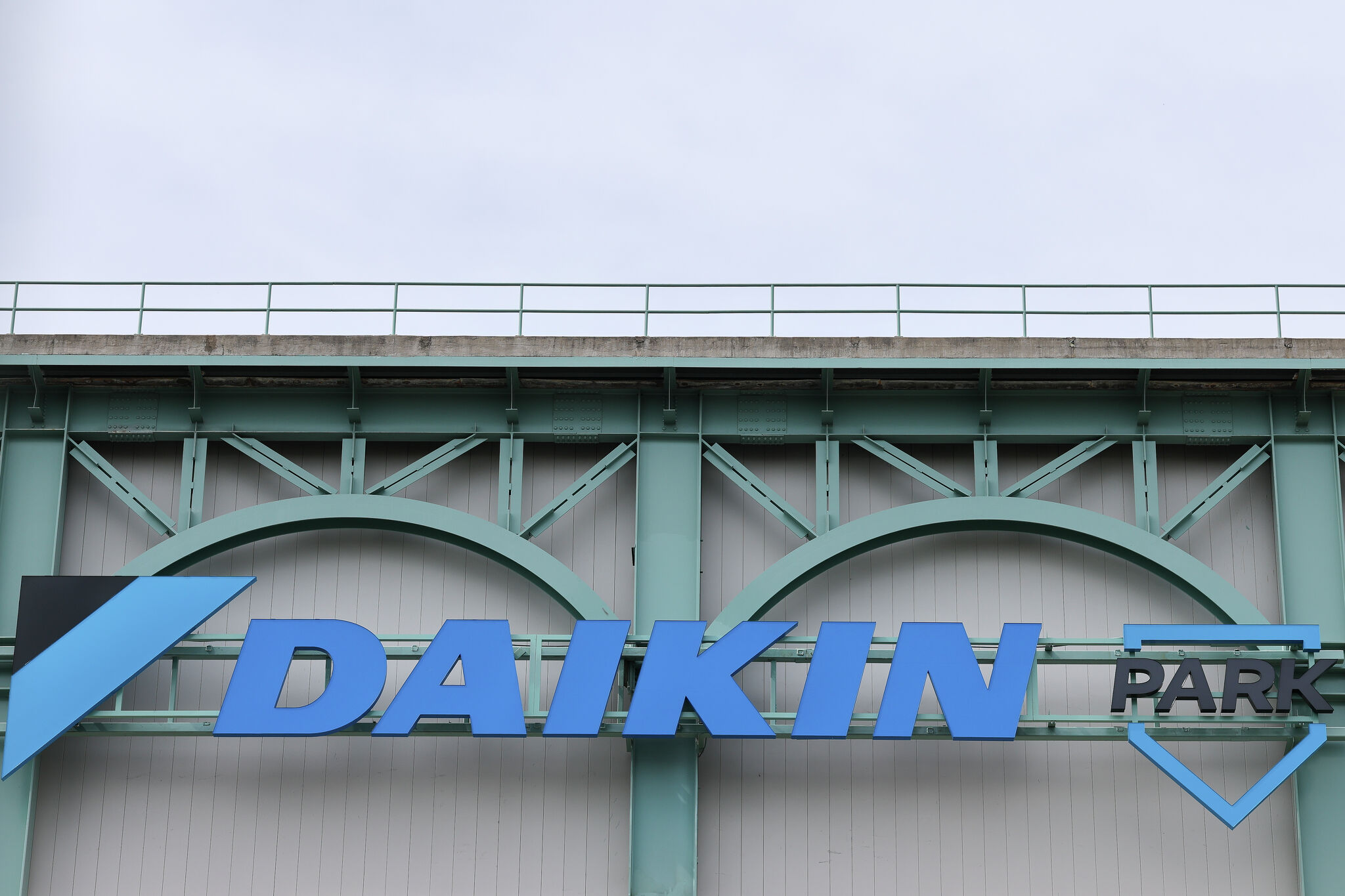 Will Daikin Park logo be visible to air travelers over Houston?