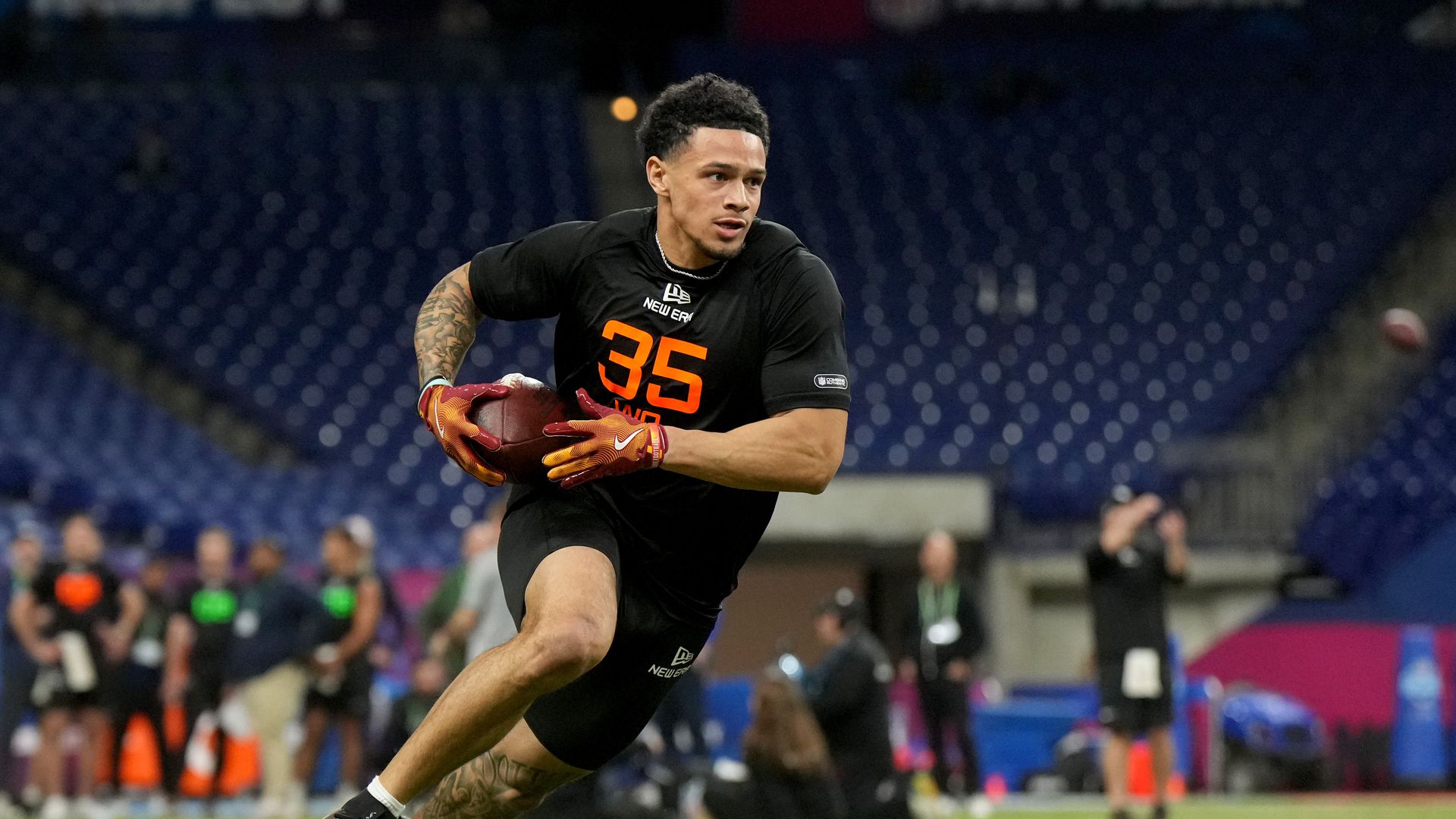 5 pass-catchers players that should be on the 49ers radar after the ...