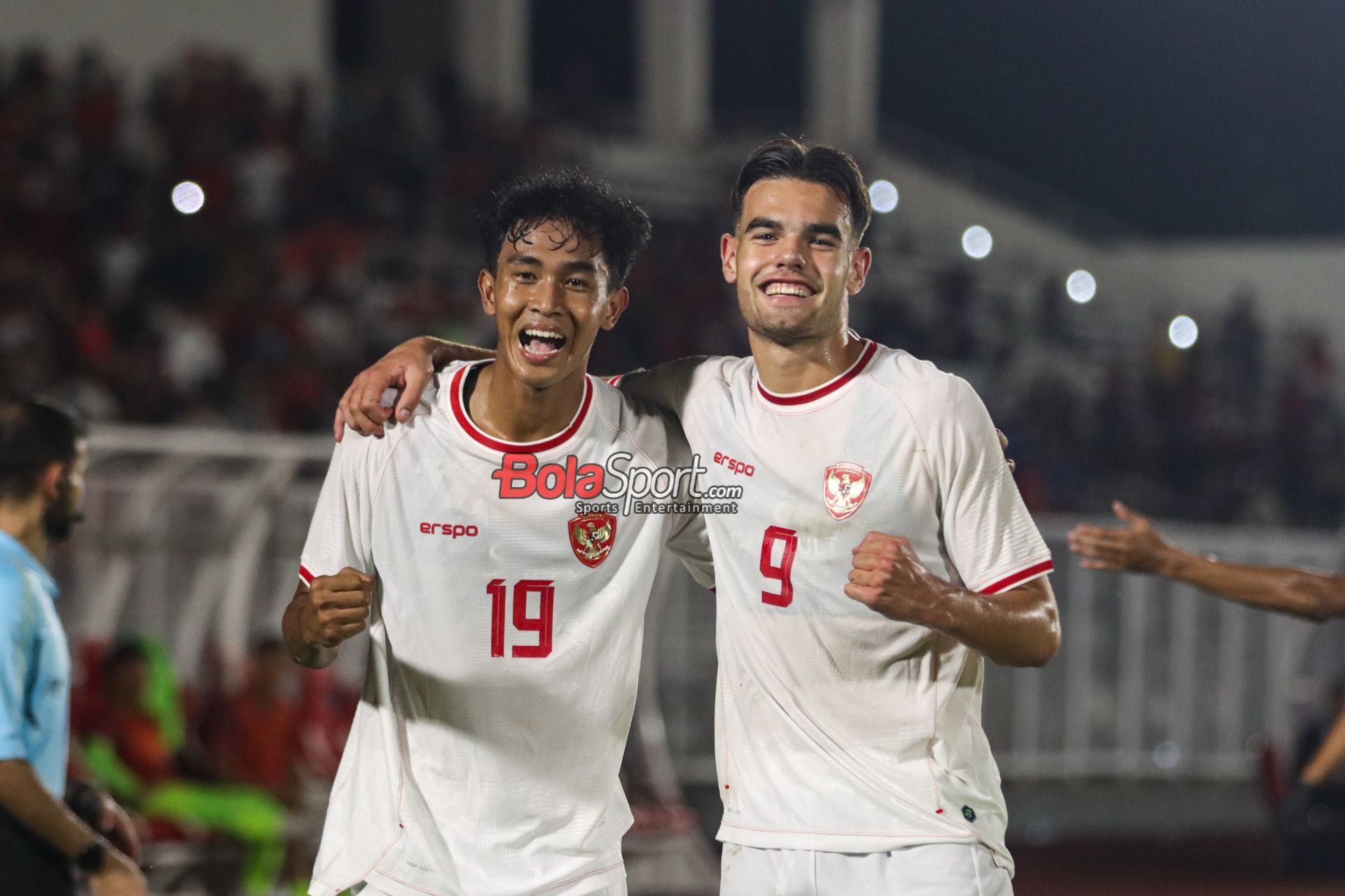 RESMI - Striker Timnas U-23 Indonesia Temuan Shin Tae-yong Gabung Klub ...