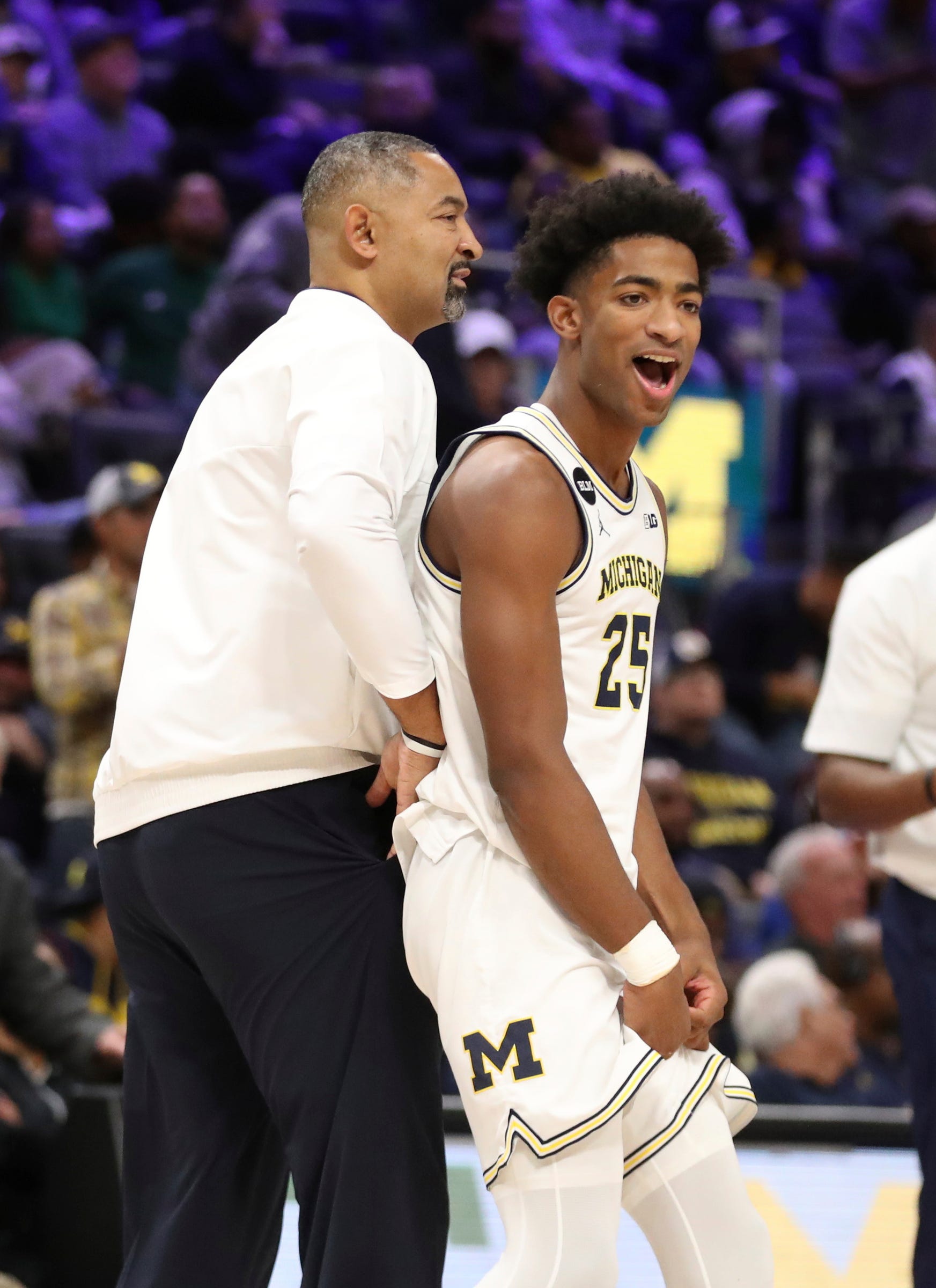 Ex-Michigan basketball coach Juwan Howard returns for son Jace's senior day