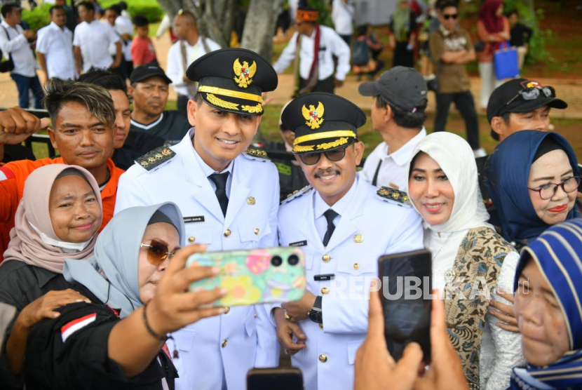 Lucky Hakim Ganti Nama Alun Alun Puspawangi Era Nina Agustina Jadi Alun ... Lucky Hakim Ganti Nama Alun Alun Puspawangi Era Nina Agustina Jadi Alun ...