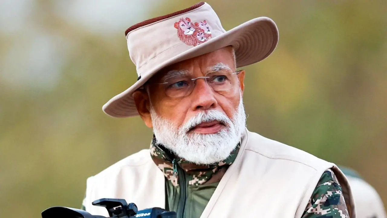In Photos PM Modi goes on Lion Safari at Gir National Park on World ...