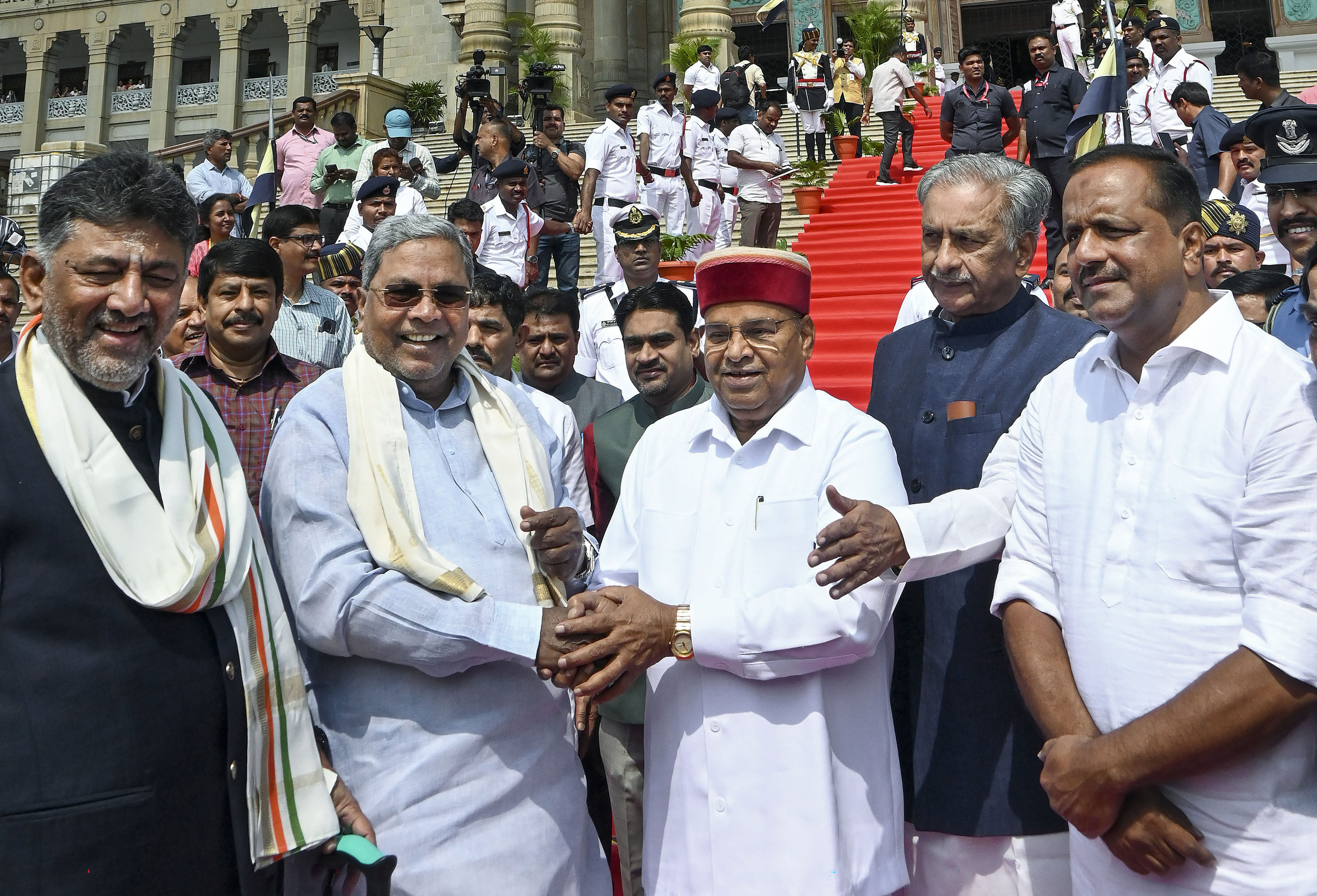 Karnataka development model studied by economists, universities ...