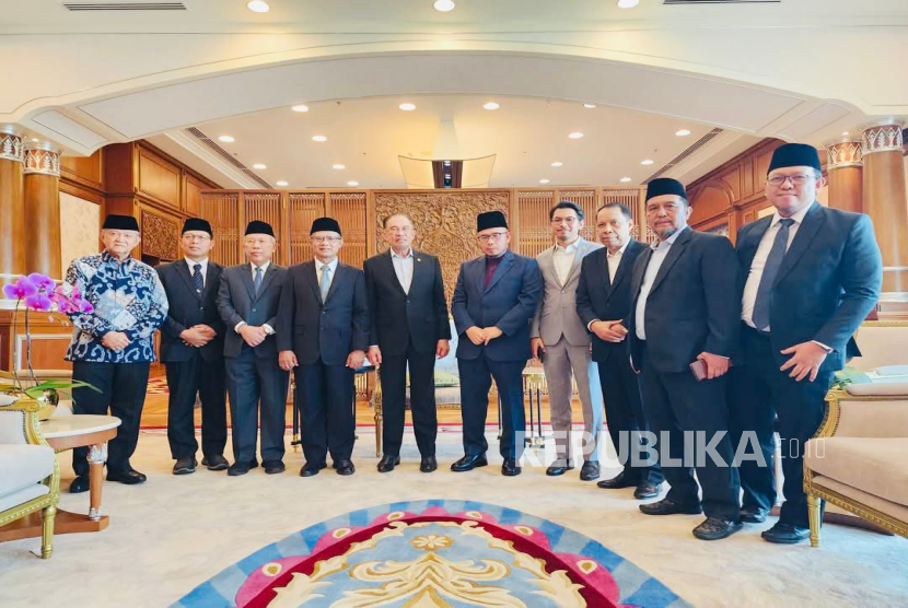 Rektor UMAM Dampingi Ketum Muhammadiyah Bertemu PM Malaysia di Putrajaya