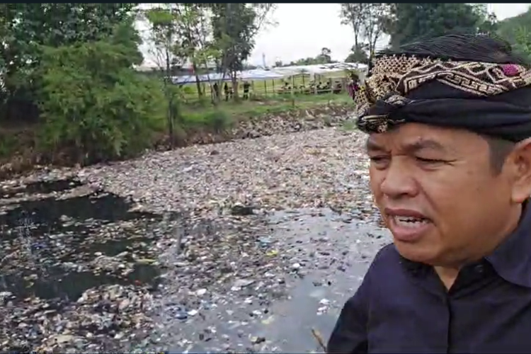 Dedi Mulyadi Akan Bongkar Bangunan di Sepanjang Sungai Citarum - suratno diarjo