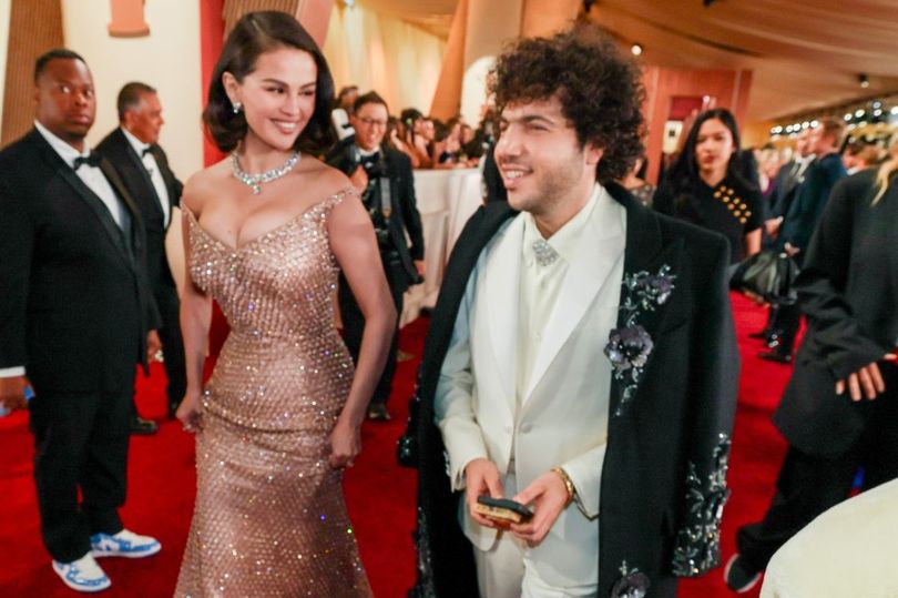 Benny Blanco's sweet five words to Selena Gomez in viral Oscar moment ...
