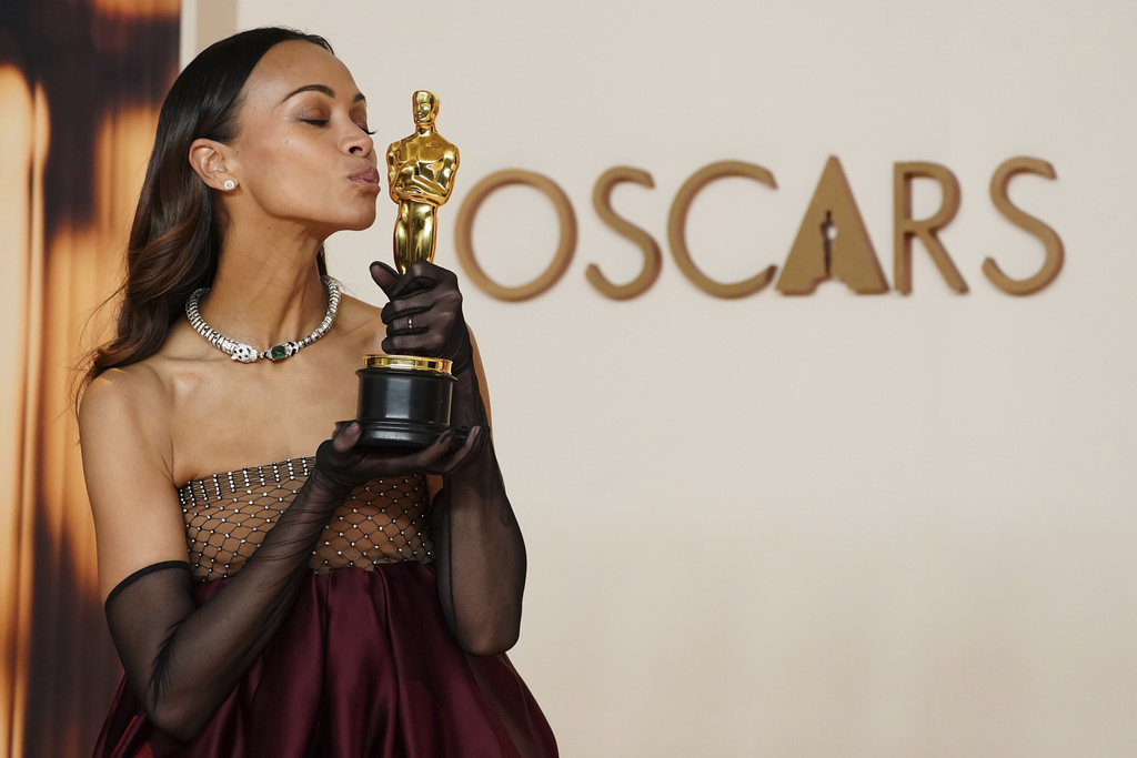 Zoe Saldaña wins first Oscar, sweeping awards season as best supporting ...