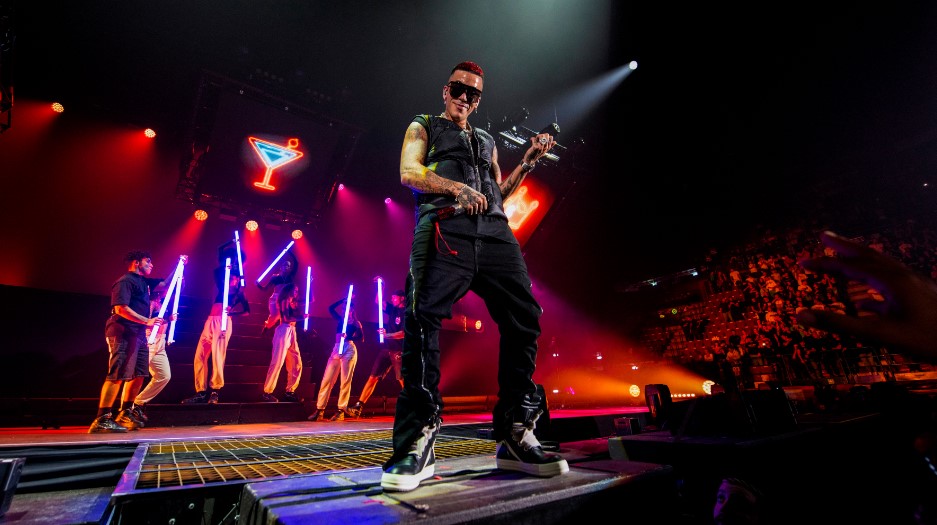 Sfera Ebbasta in Tour: biglietti, date concerti, scaletta e biografia