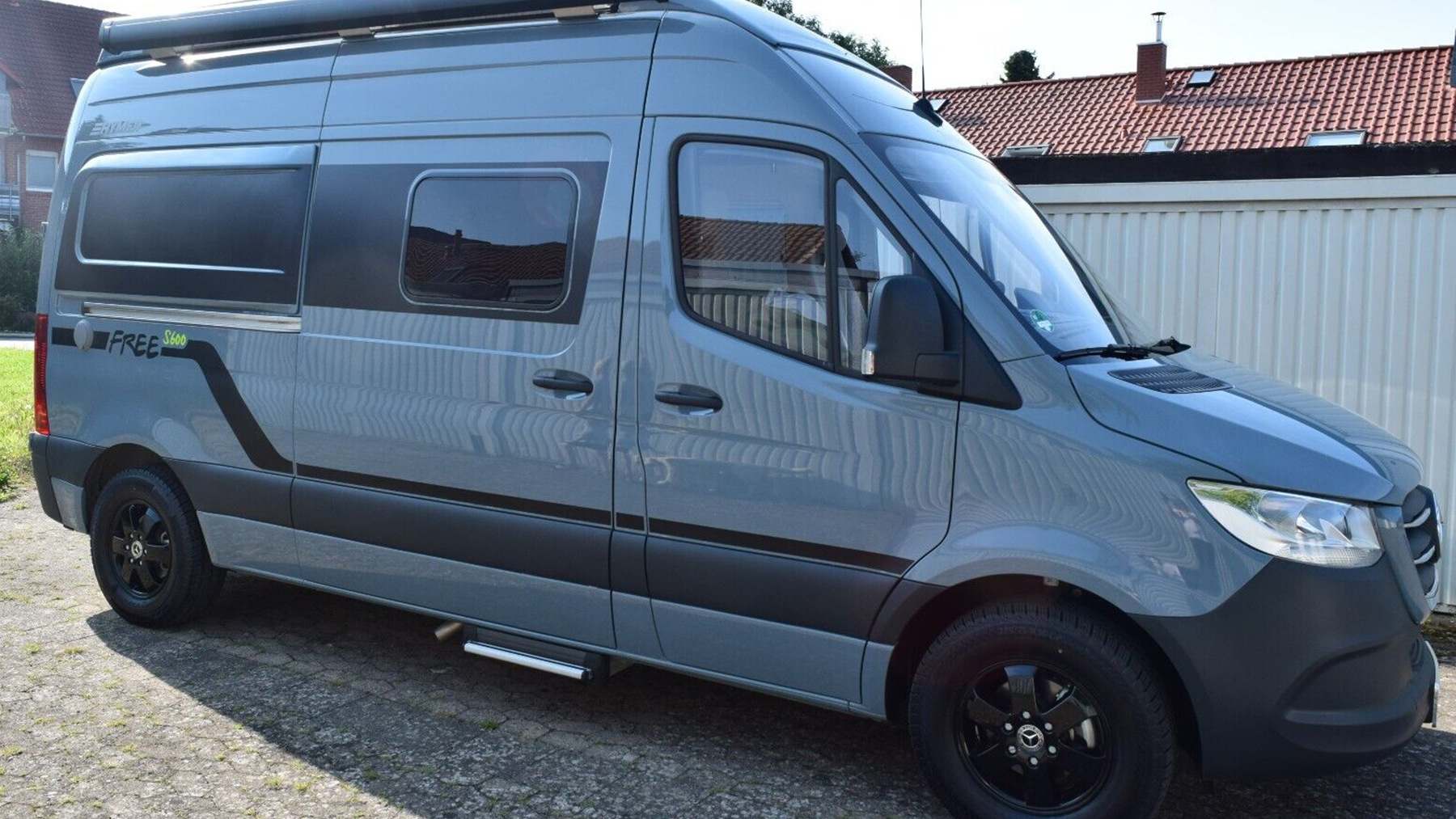 Wenig gefahrener Hymer-Camper auf Sprinter-Basis zu kaufen