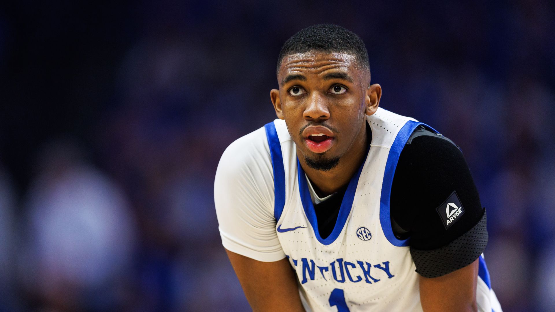 Monday Headlines: Kentucky in the new college basketball rankings (UPDATE)