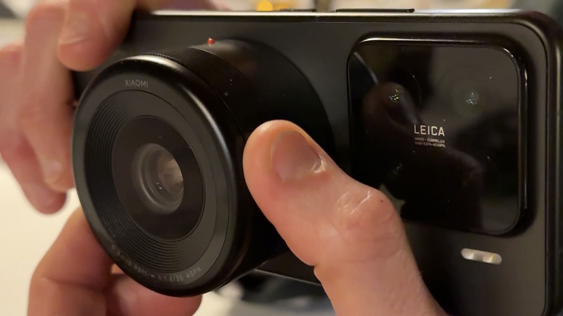I tried the Xiaomi attachable lens that turns your phone into a proper ...
