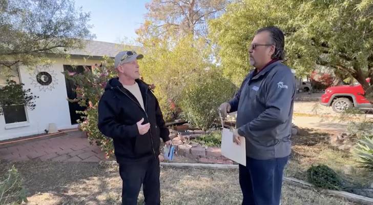 A major US wireless carrier charged this Arizona man $1,733 for cell ...