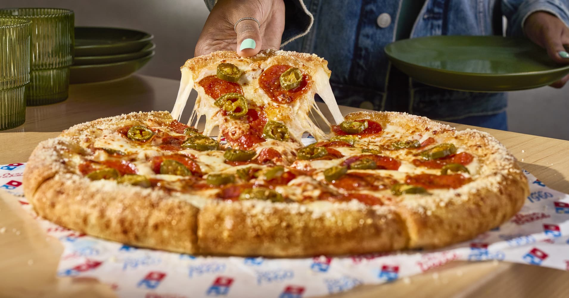 Domino's Pizza finally launches stuffed crust to keep customers away ...