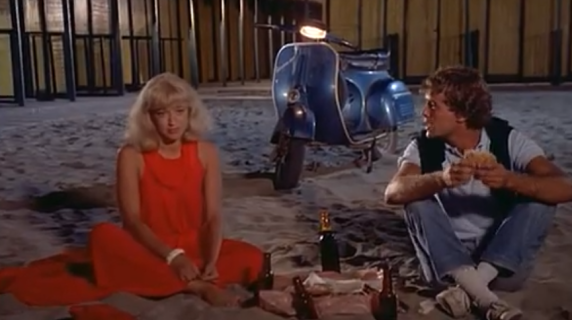 Eleonora Giorgi e la scena romantica in spiaggia con Massimo Ciavarrro ...