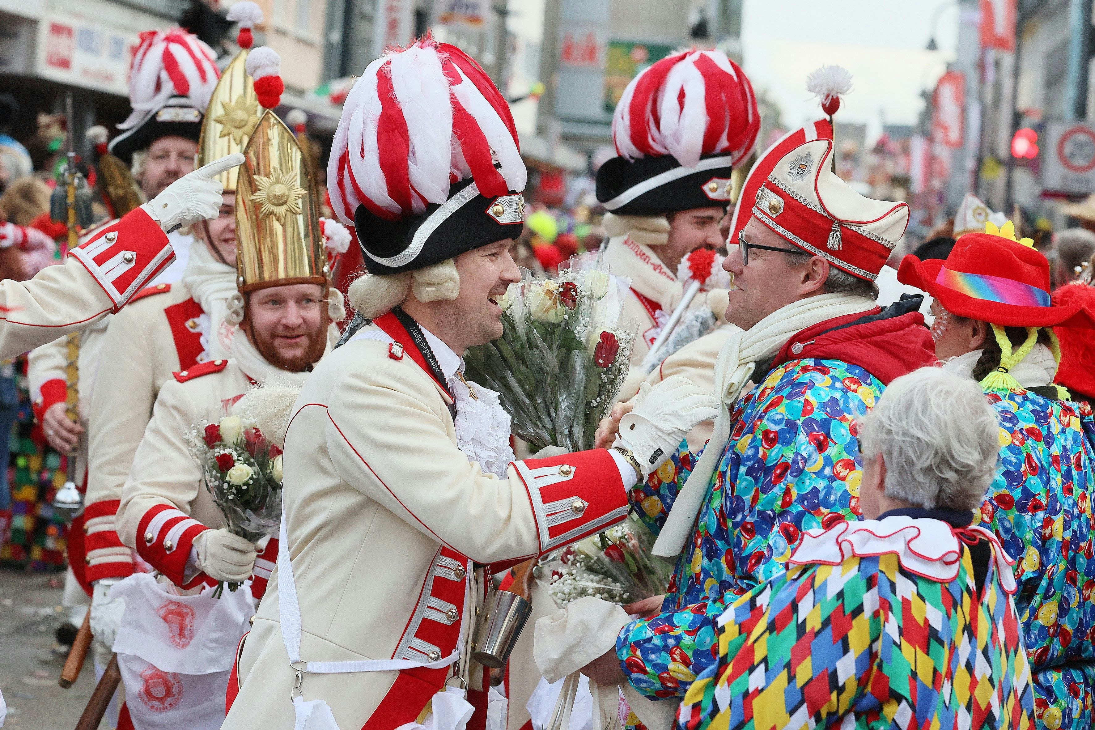 Rosenmontagszug, Zugweg und Co.: Alle Infos zum Rosenmontag 2026 in Köln