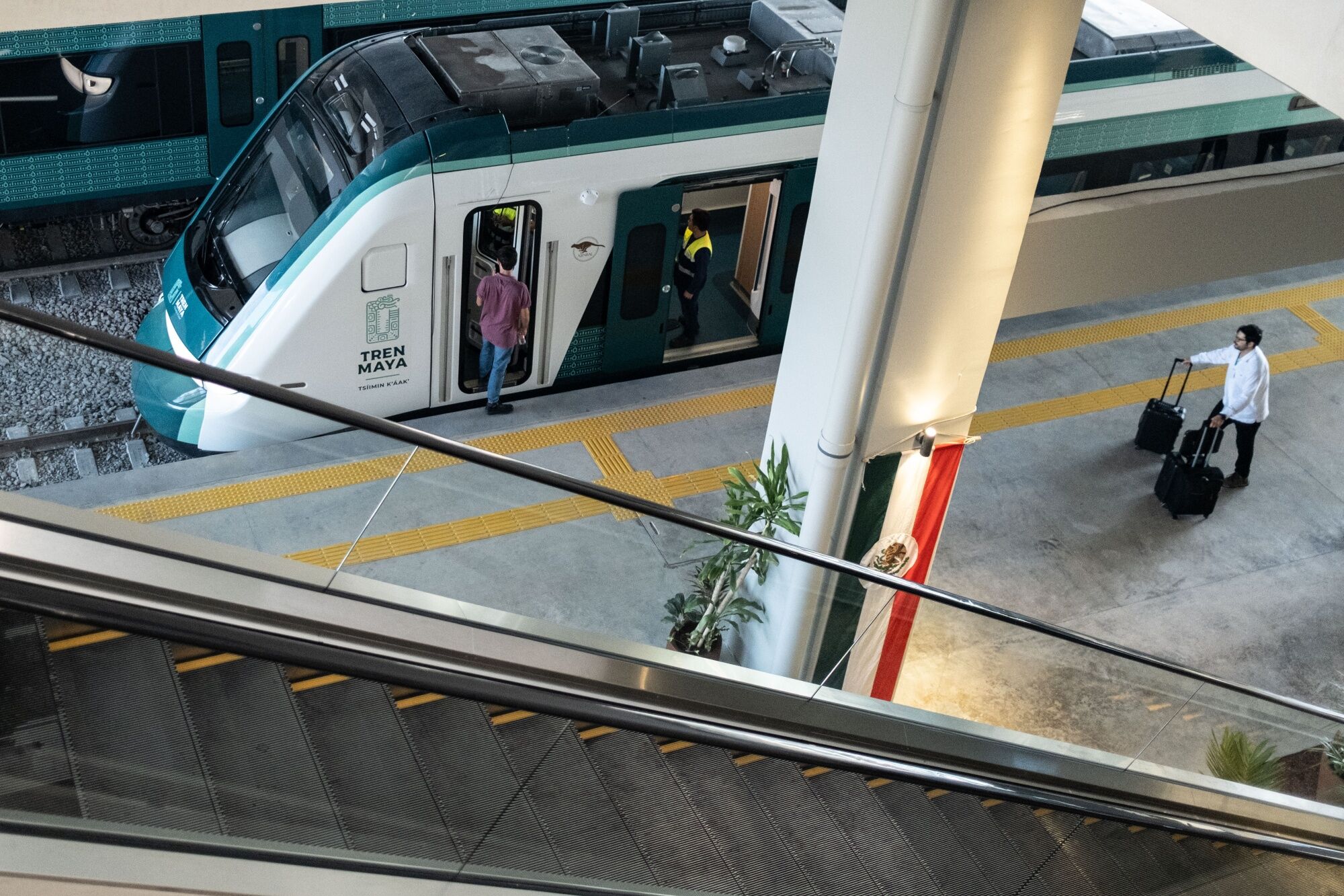 Mexico’s Star Economy Dreams Crumble Under Donald Trump’s Tariff Threats