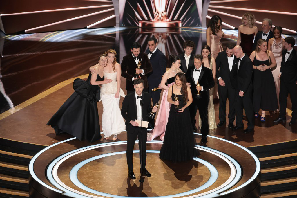 Oscars UK Ratings: ITV's Debut Coverage Peaks Above 1M Viewers Oscars UK Ratings: ITV's Debut Coverage Peaks Above 1M Viewers
