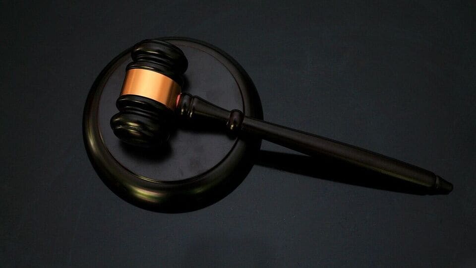 London court directs ex-Aircel promoter Sivasankaran to pay IDBI Bank ...