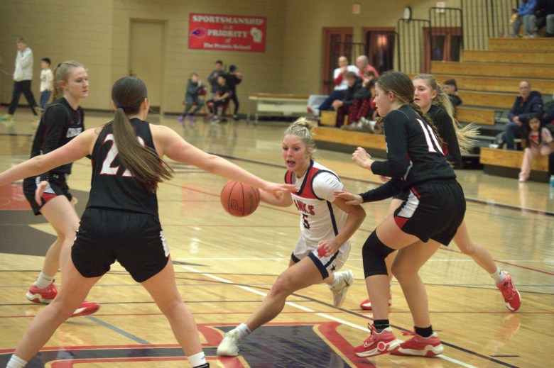 WIAA Girls Basketball Regional Finals: Prairie defense fuels 4th ...