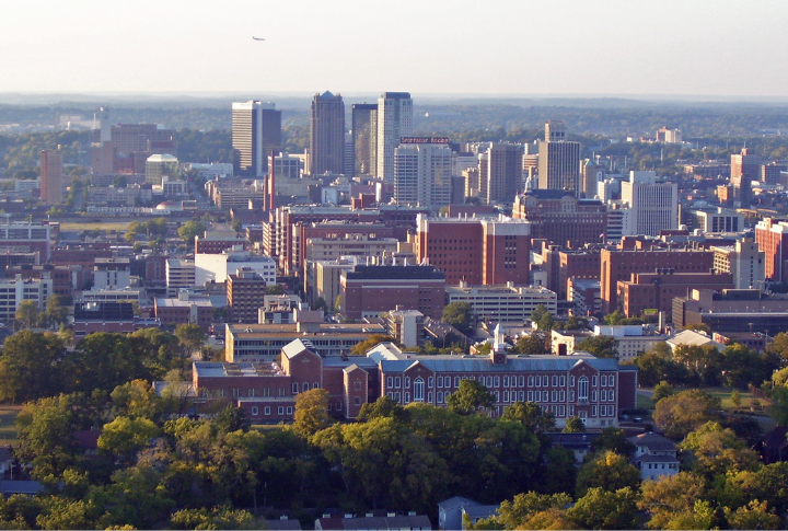 10 High-End Neighborhoods In Alabama That Define Luxury