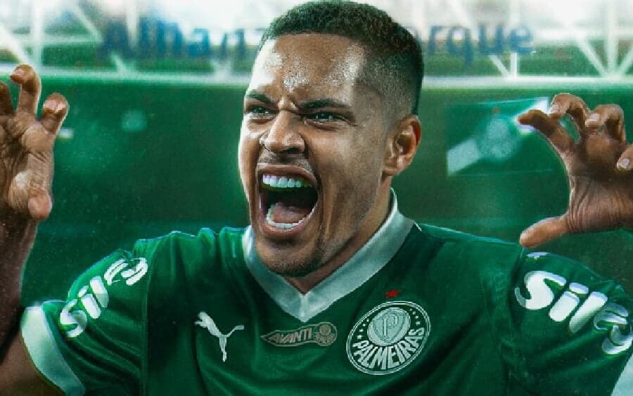 Quanto Vitor Roque já movimentou em transferências na carreira?