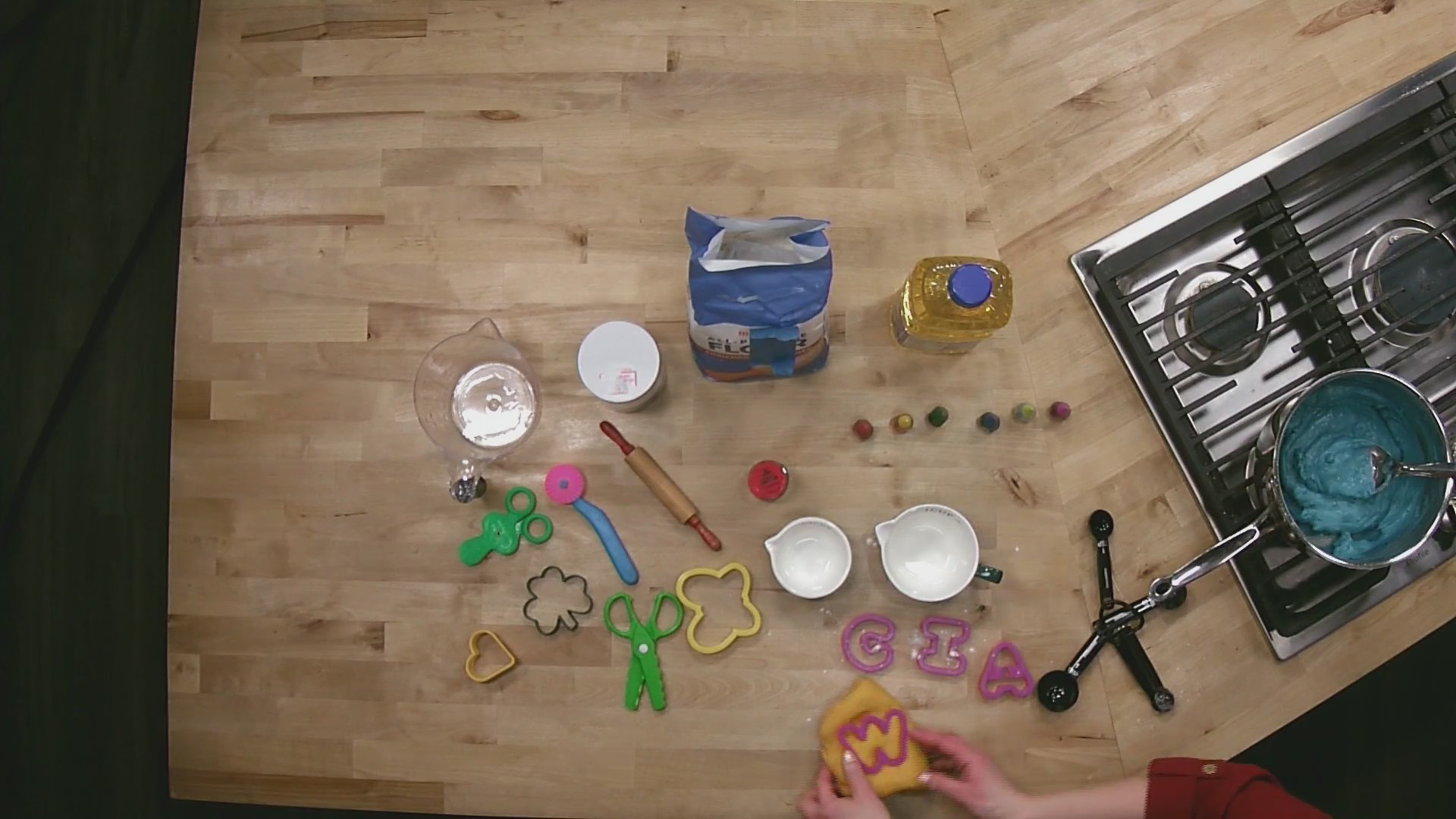 How to make playdough?