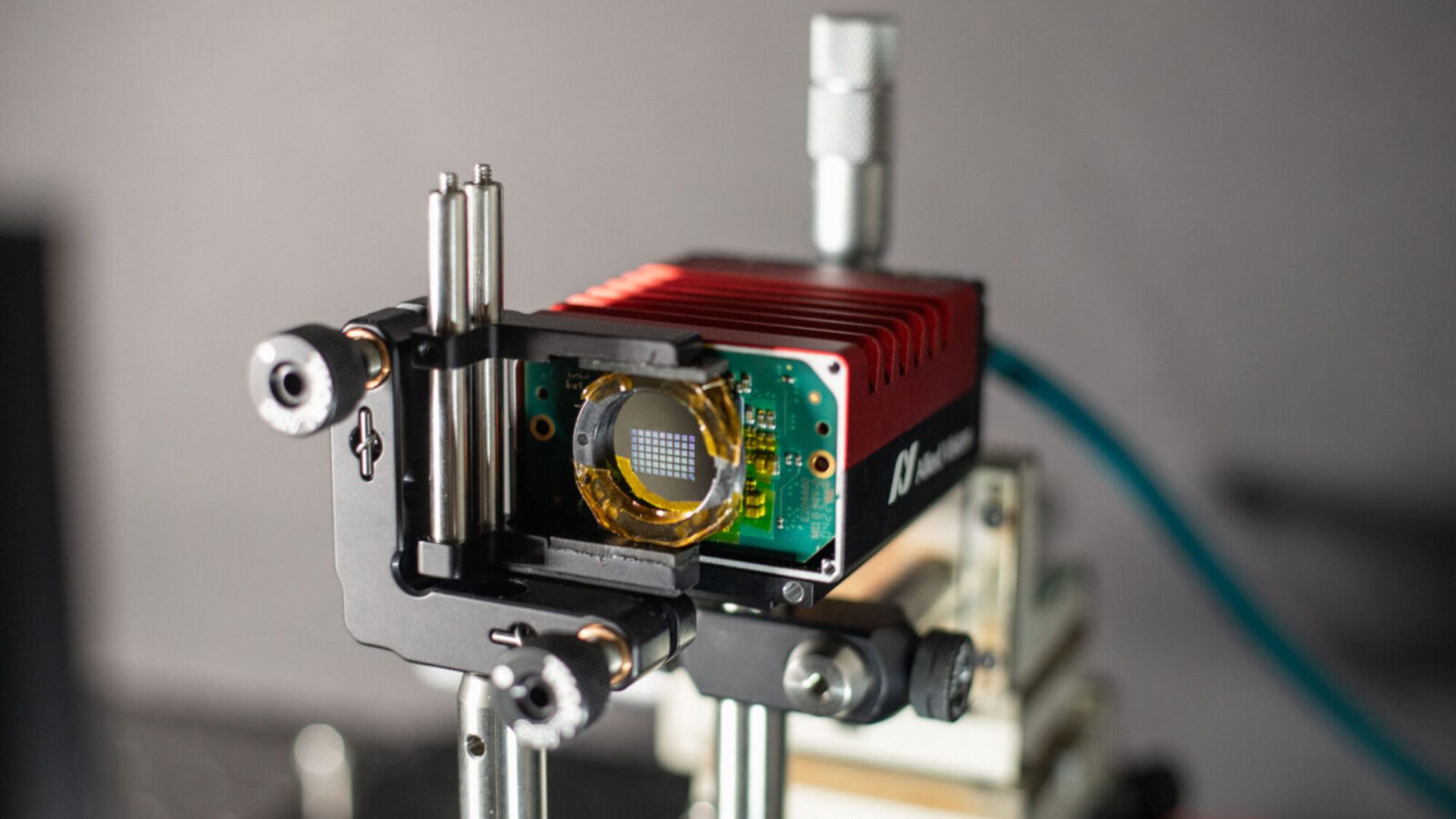 US’ light-powered AI camera processes images 99.4% faster without ...
