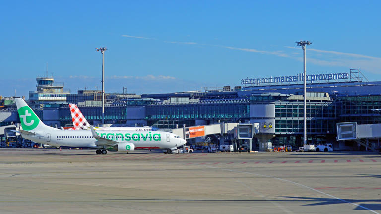 Kupili bilety lotnicze. Teraz tanie linie proszą o dopłatę. Bez tego mogą nie wejść na pokład