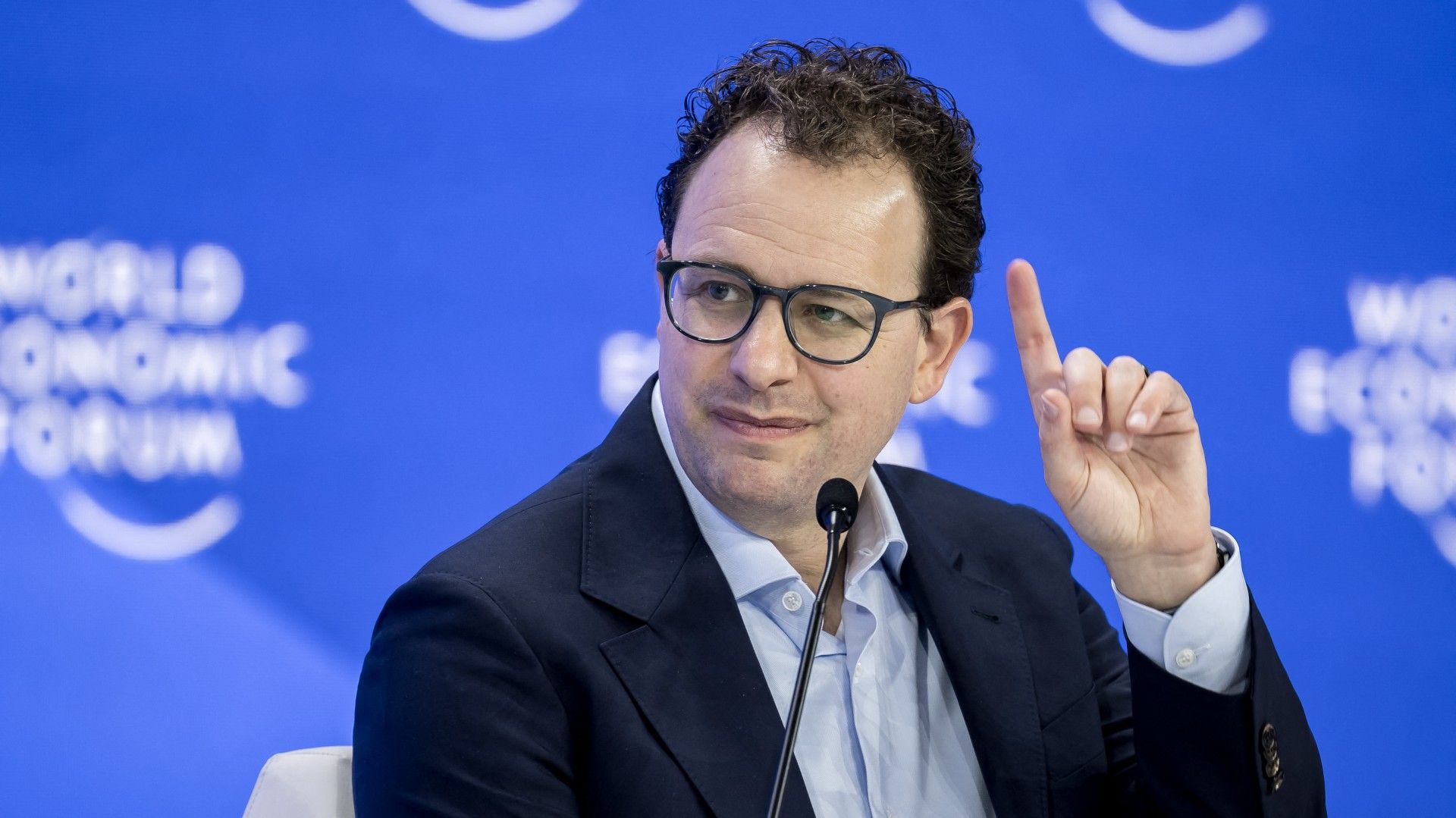 "Stop sugar-coating it": Anthropic CEO says AI will slash 50% of entry ...