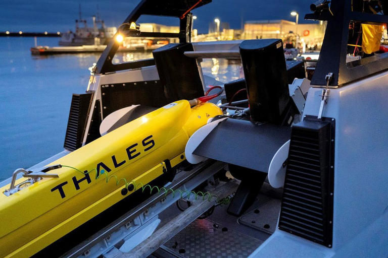 Royal Navy Receives First Fully Autonomous Mine Warfare System
